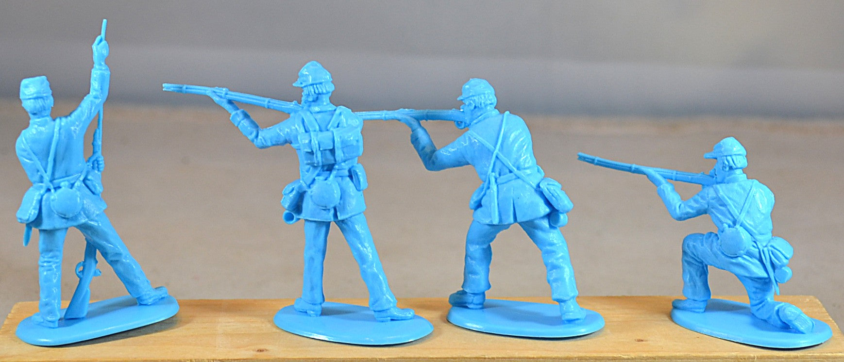 Accurate Civil War Union Infantry Firing Line – MicShaun's Closet