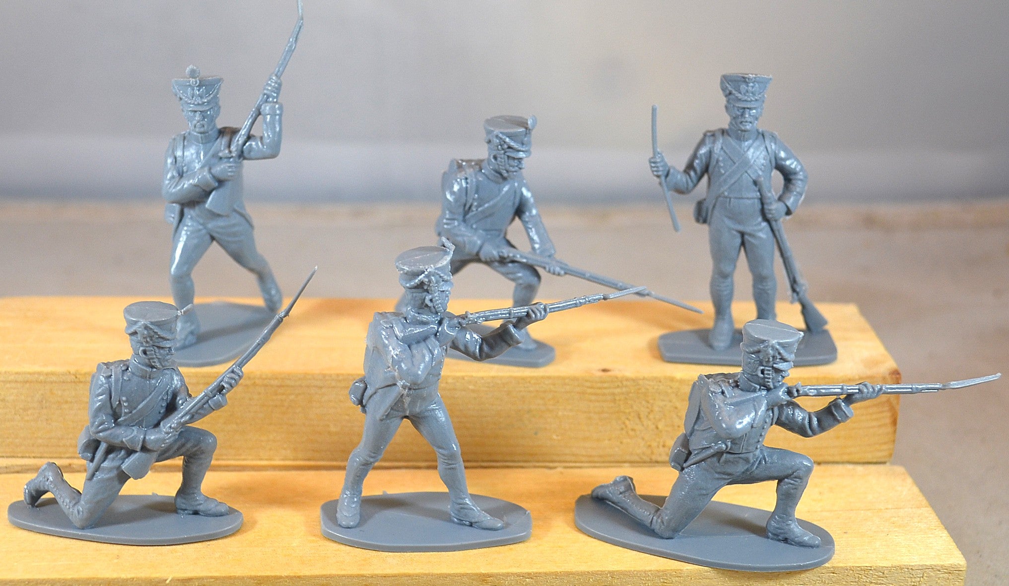 Airfix Napoleonic Wars French Line Infantry 16 Pieces Gray – MicShaun's ...