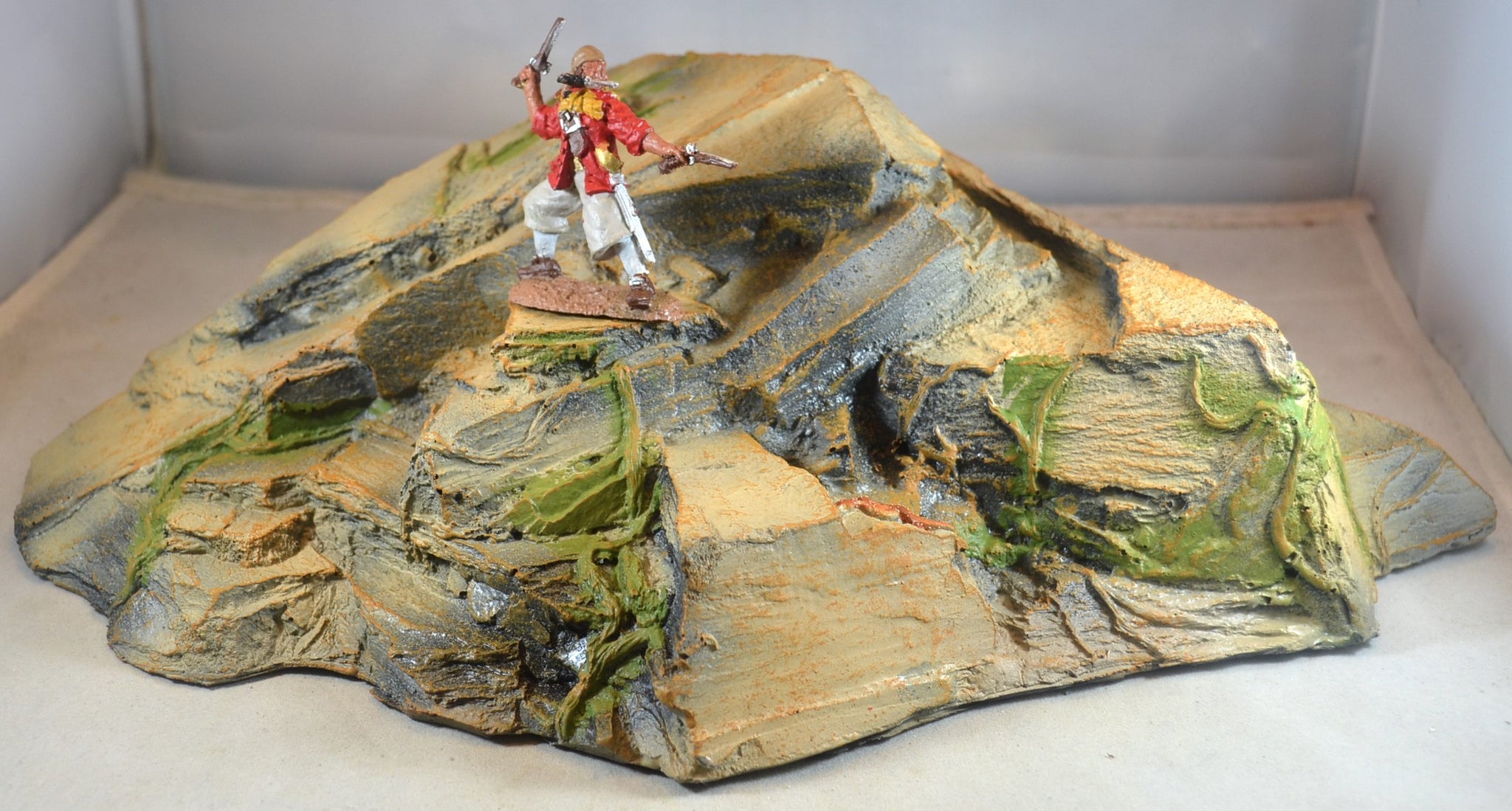 LOD Barzso Painted Treasure Island Ben Gunn's Cave/Rock Formation ...