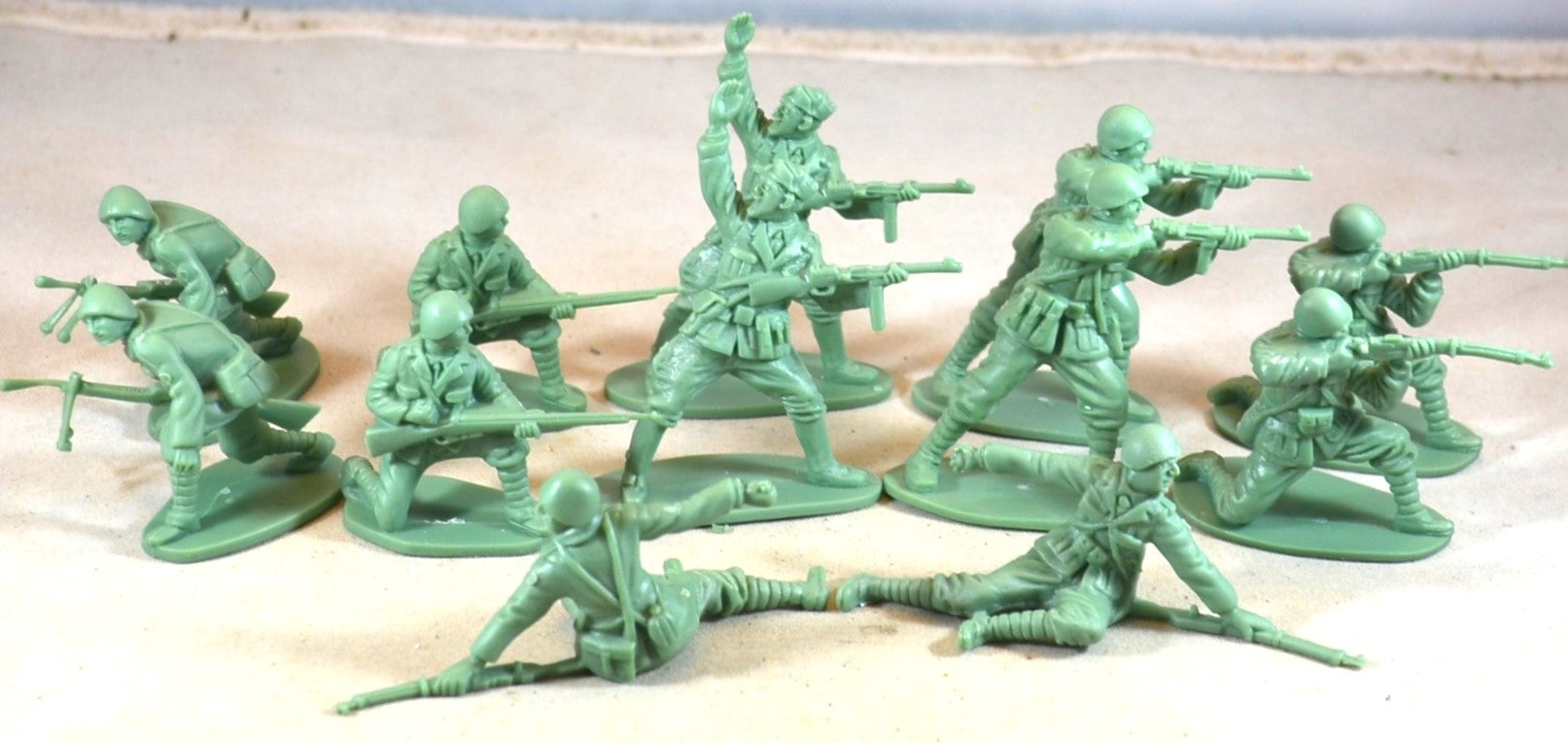 Classic Toy Soldiers World War II Italian Infantry Light Green ...