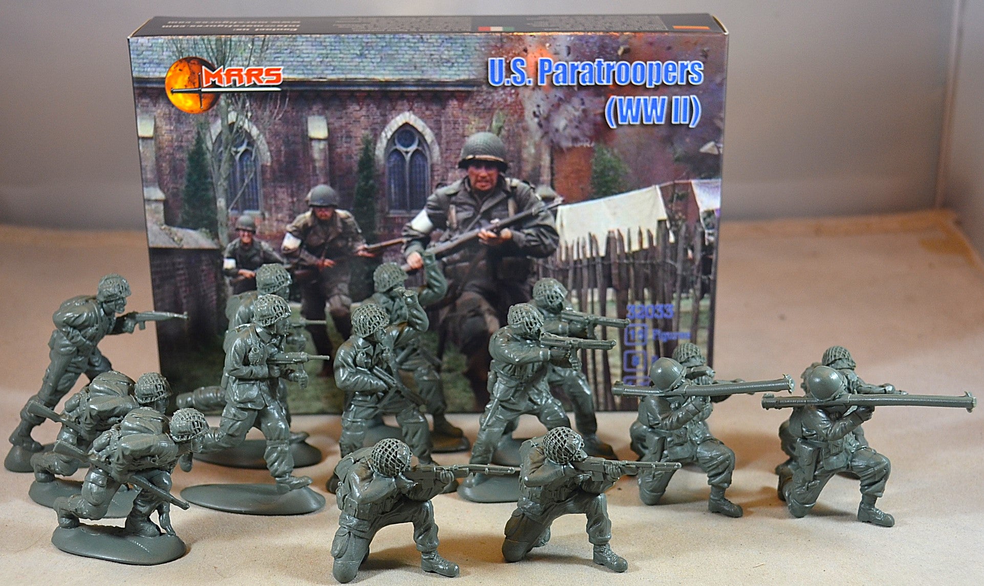 Mars WWII US Paratroopers D-Day Airborne Green 32033 – MicShaun's Closet
