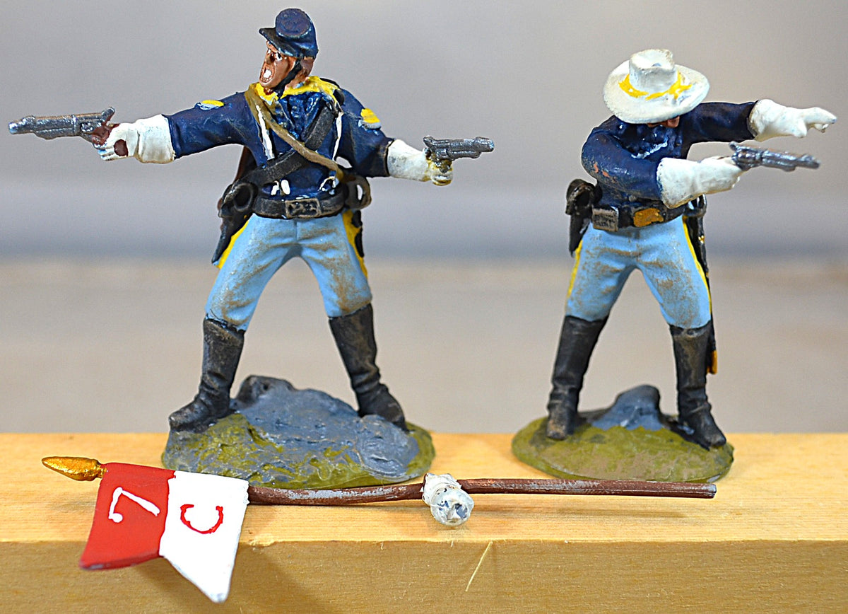 Paragon Painted US Cavalry Soldiers Set 2 6 Piece Set with Flag Lot 2 ...