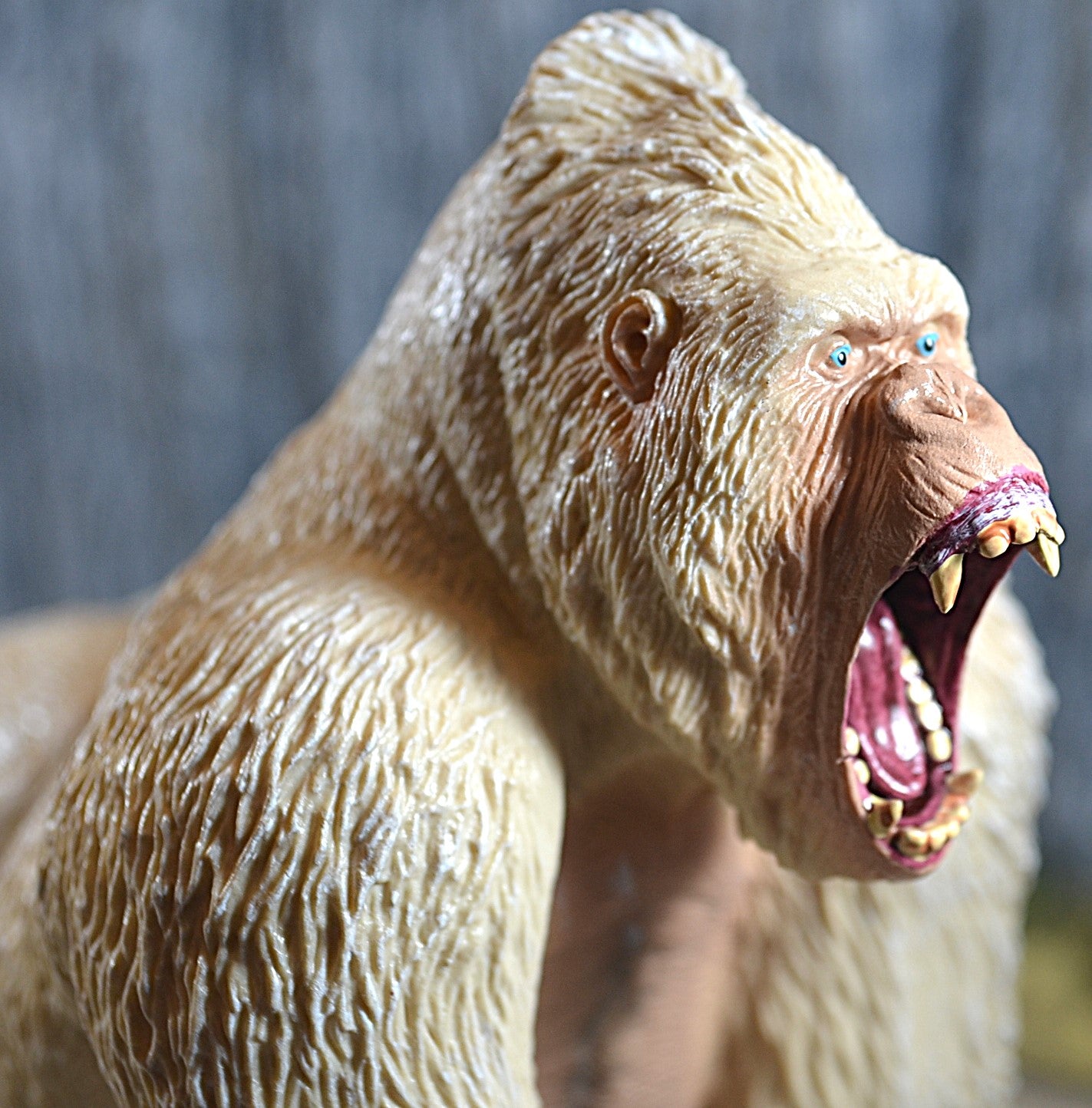 Large White Jungle Ape Gorilla Rampage King Kong – MicShaun's Closet