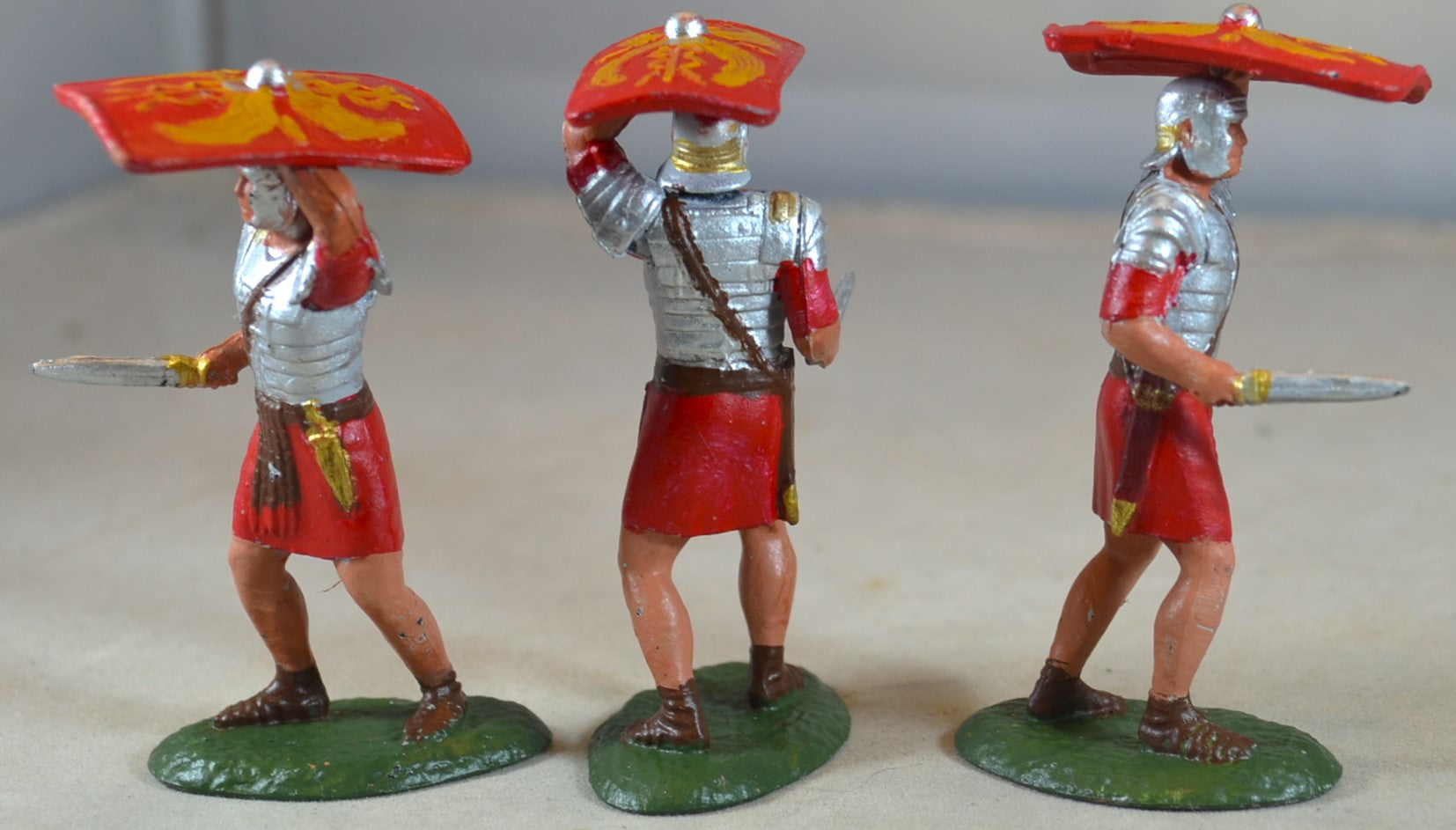 Painted TSSD Roman Testudo with Shields Raised – MicShaun's Closet