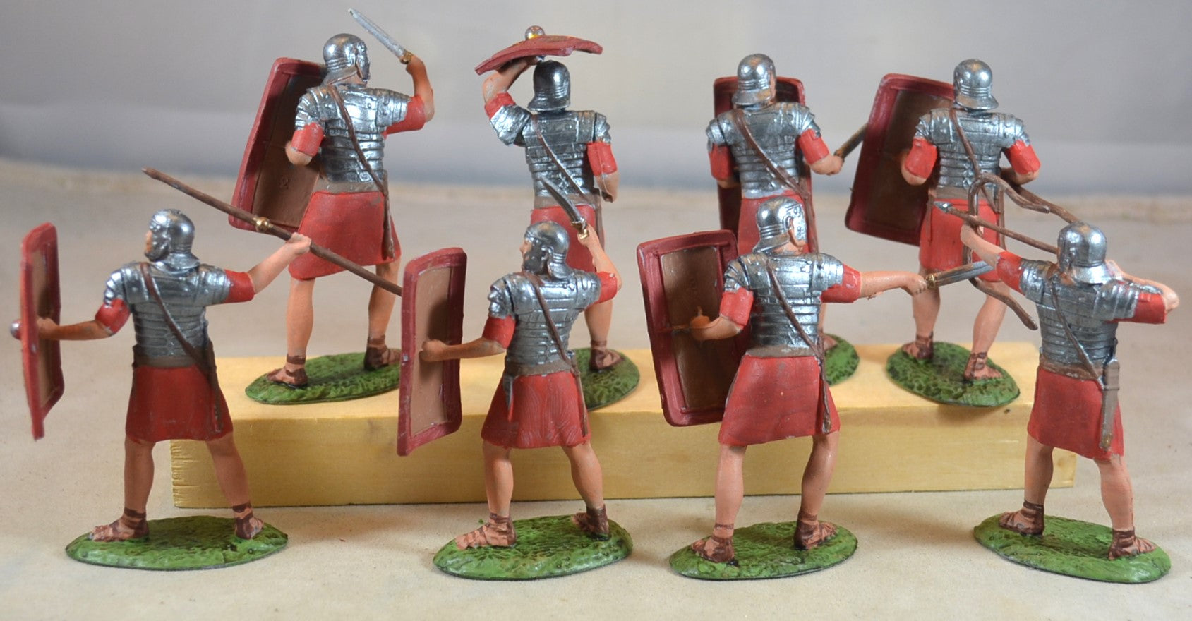 TSSD Painted Roman Infantry Legionnaires 8 Piece Set – MicShaun's Closet