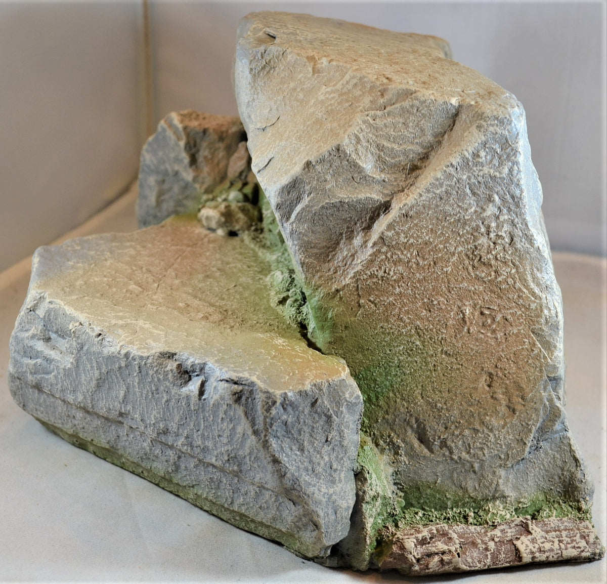 Atherton Scenics Painted Rock Stone Outcropping Diorama Piece 9927 ...