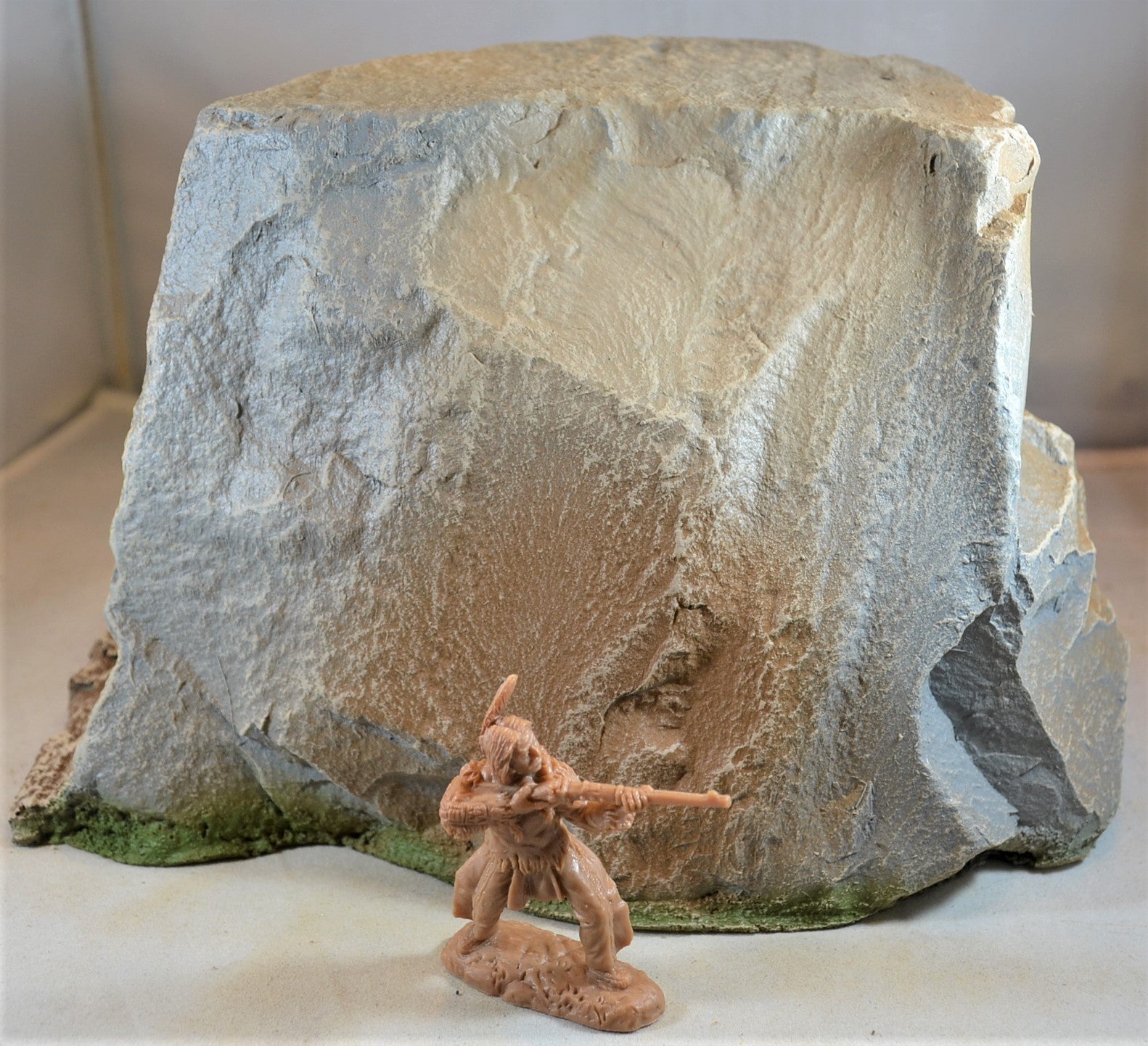 Atherton Scenics Painted Rock Stone Outcropping Diorama Piece 9927 ...