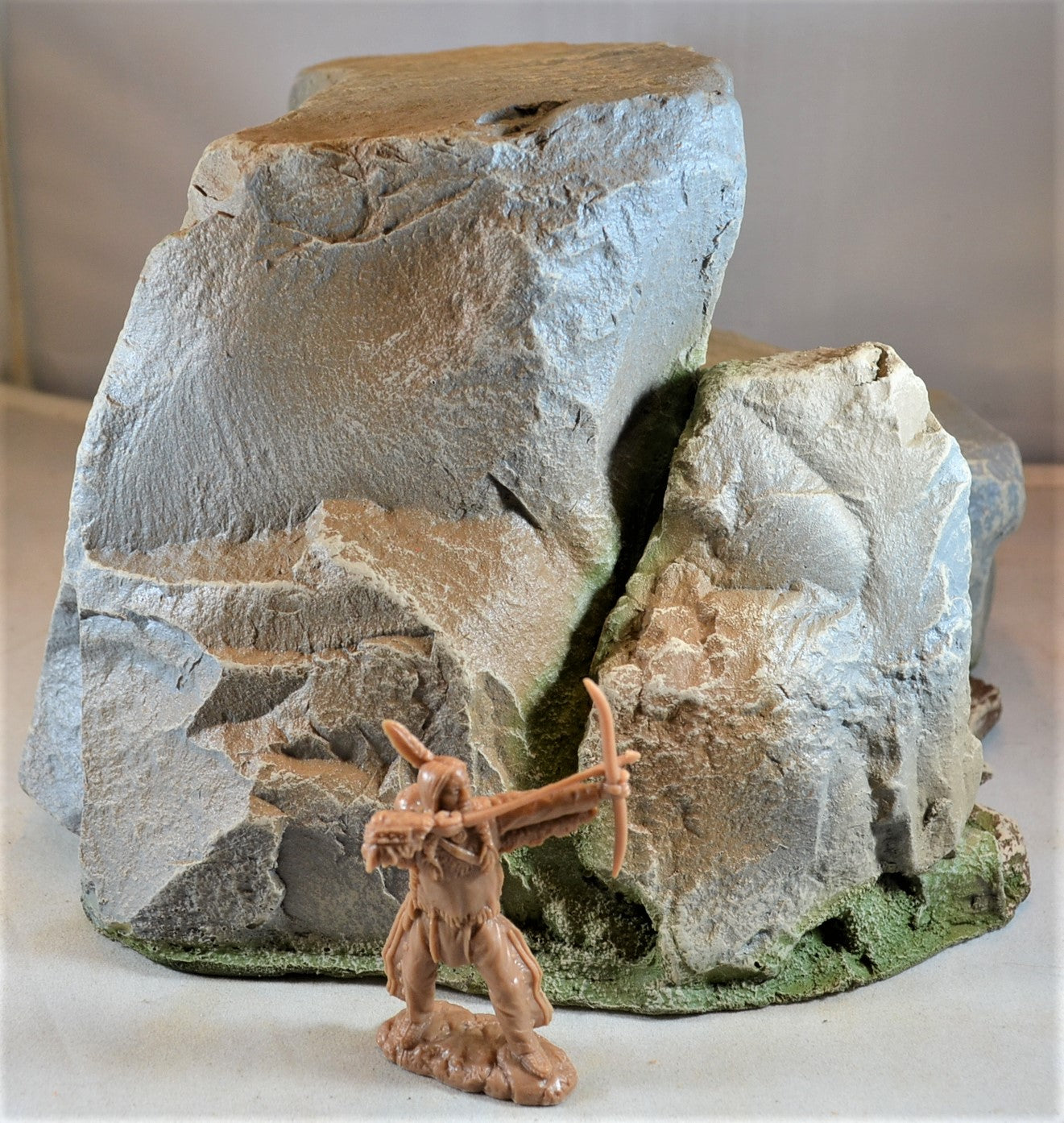 Atherton Scenics Painted Rock Stone Outcropping Diorama Piece 9927 ...