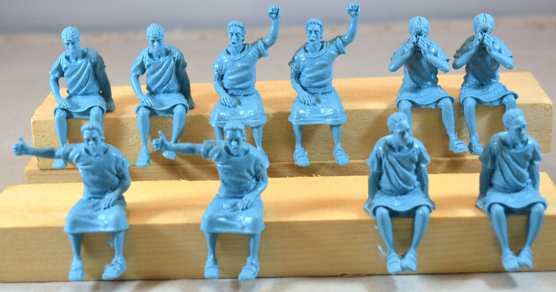 LOD Barzso Roman Colosseum Spectator Figures Light Blue – MicShaun's Closet