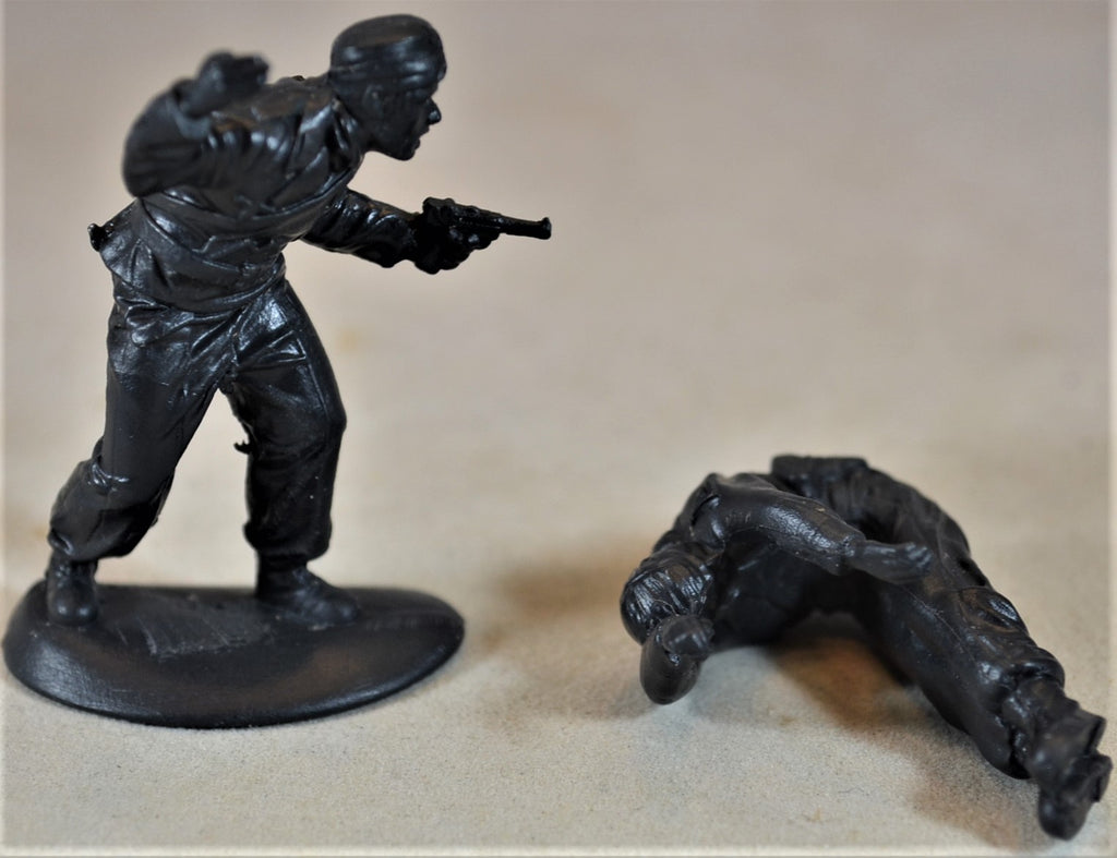 Mars WWII German Panzer Crew in Combat Black 32035 – MicShaun's Closet