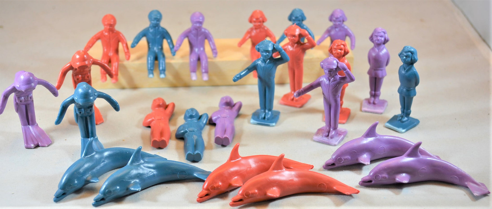 Marx Undersea Playset Figures People Divers Dolphin – MicShaun's Closet