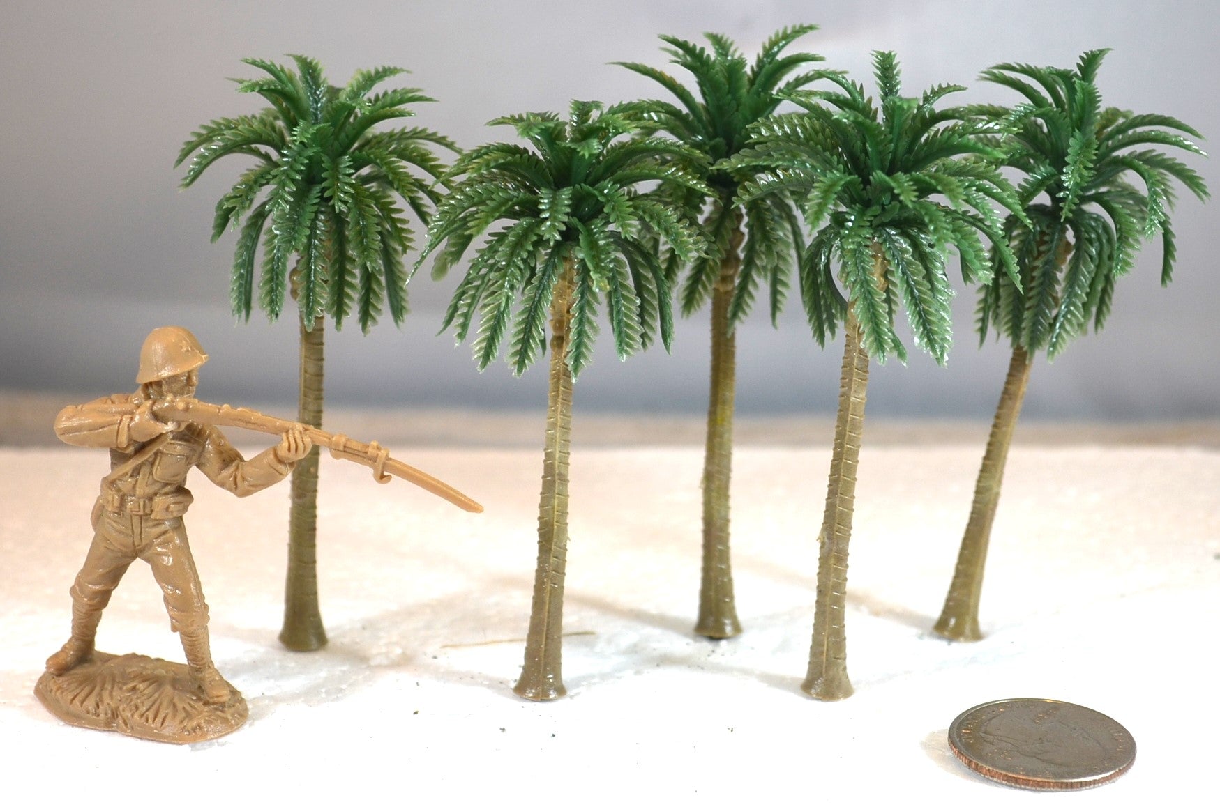 3.25" Plastic Palm Trees for Dioramas and Battle Scenes – MicShaun's Closet