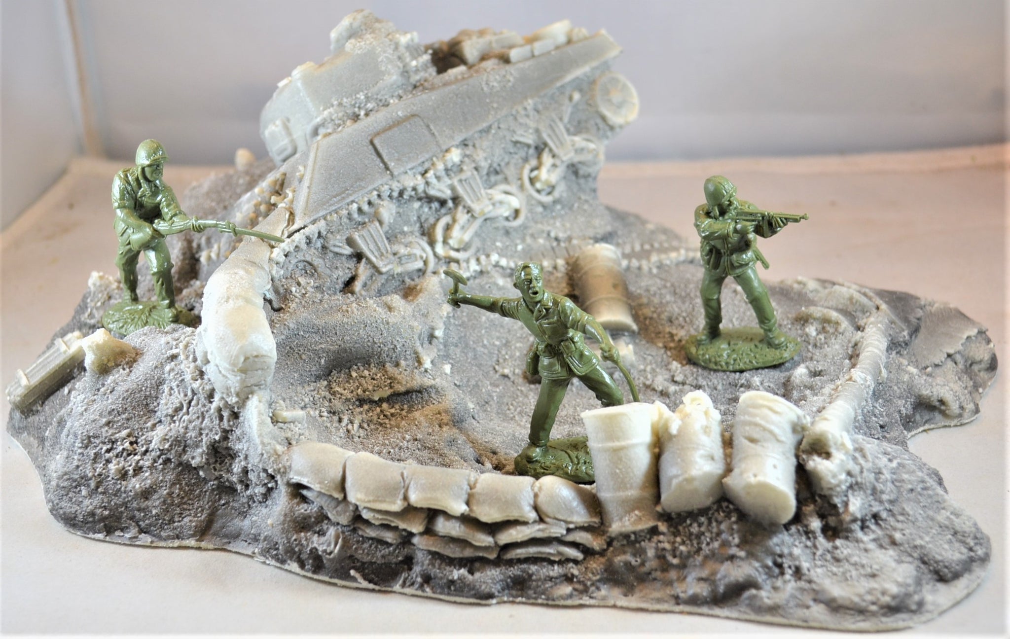 TSSD Destroyed WWII Sherman Tank Defensive Position Unpainted TSSD-DSU ...